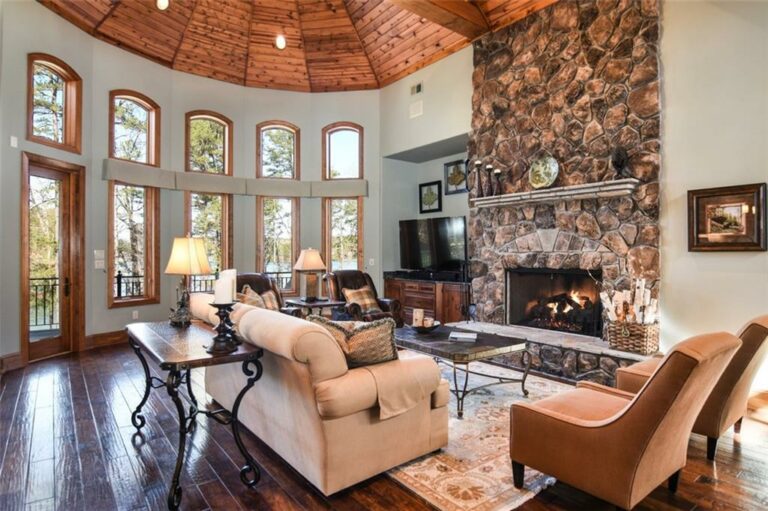 All-Inclusive Lifestyle at Keowee Key: A Gem on Lake Keowee