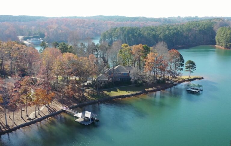 Tips for Buying a Lake Keowee Luxury Home | The Cason Group