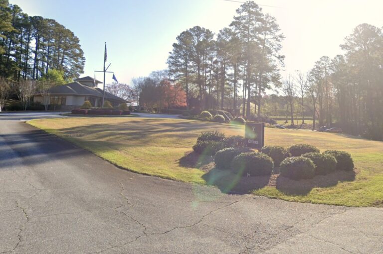 Keowee Key Real Estate Guide: What to Know Before Moving In